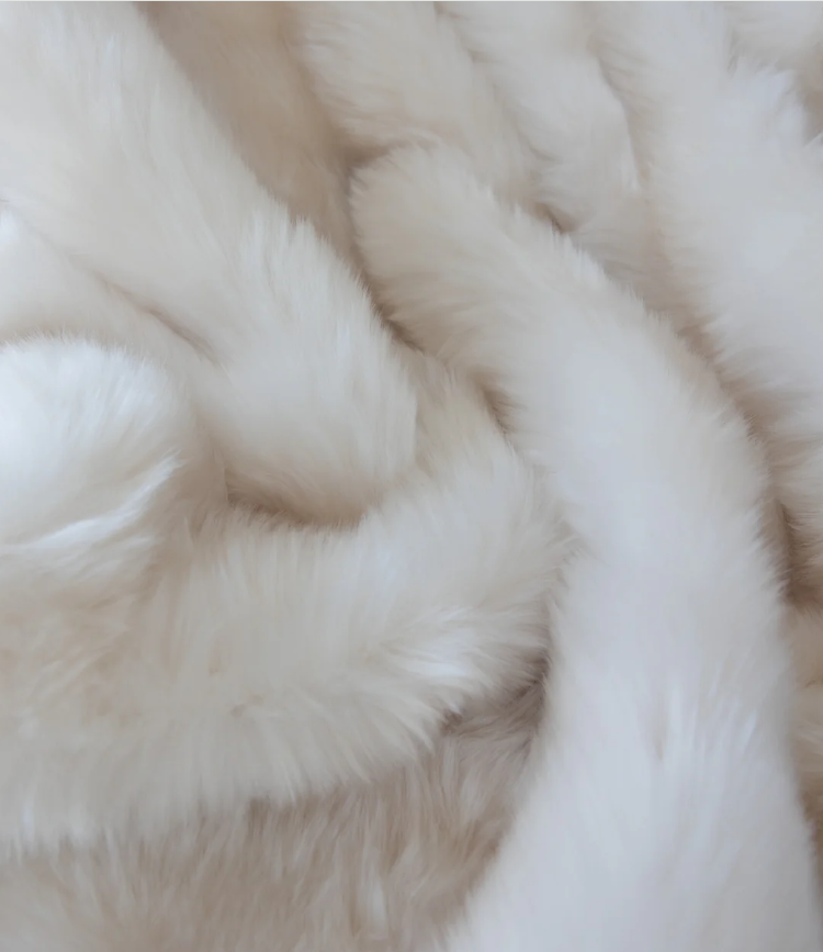 Snow Glow Pearl Throw - Luxury Living Namibia